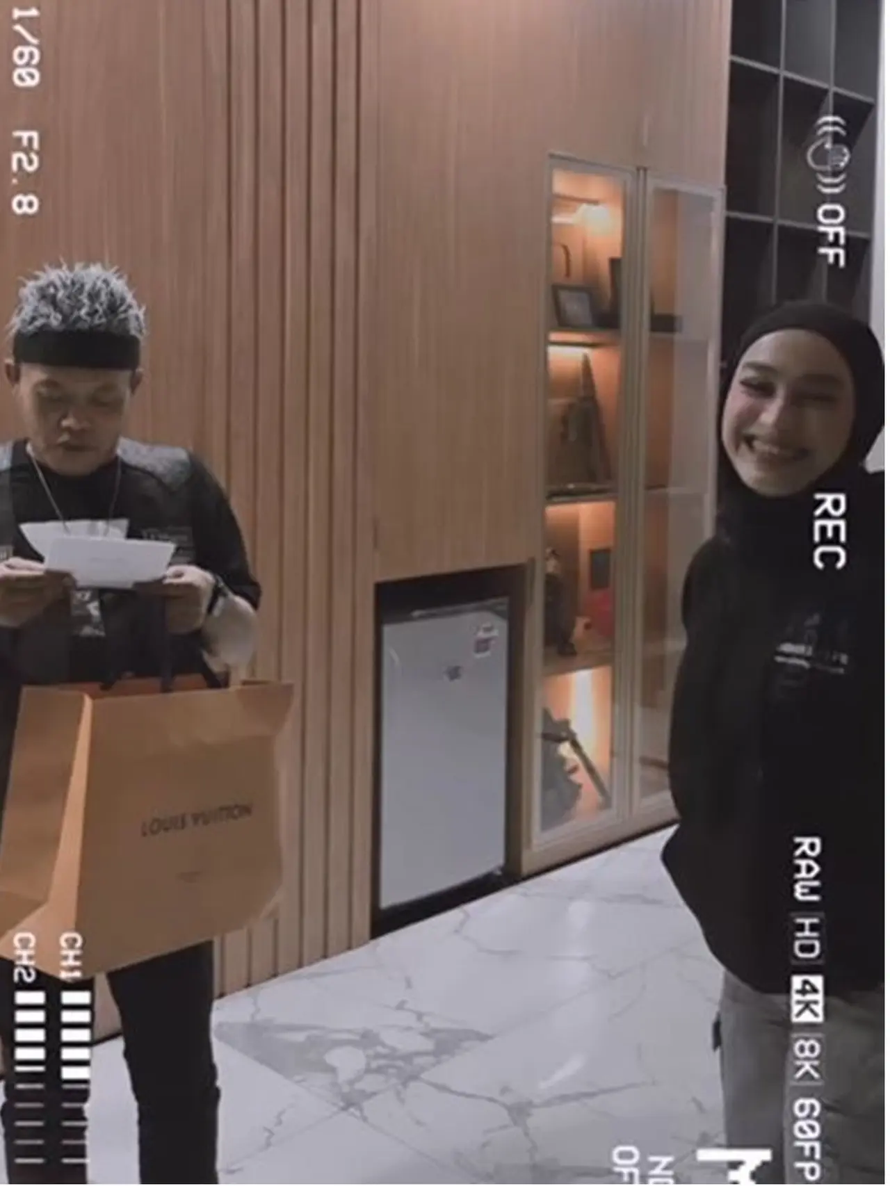 6 Potret Romantis Sule untuk Santyka Fauziah, Kirim Buket Bunga Besar ...