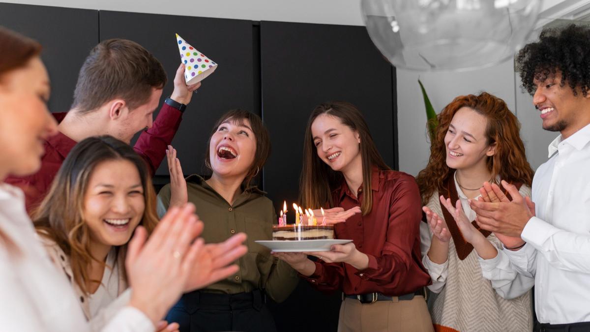 3 Zodiak Ini Jadi Rekan Kerja yang Kurang Baik, Ada Siapa Saja ...