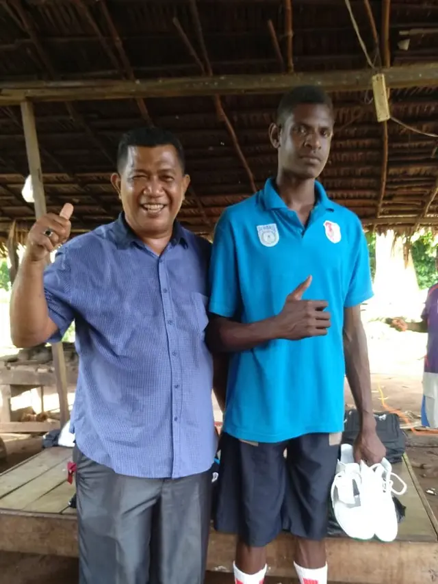 Baru 15 Tahun, Pebasket Papua Ini Sudah Punya Tinggi 195 Cm - Bola Liputan6.com