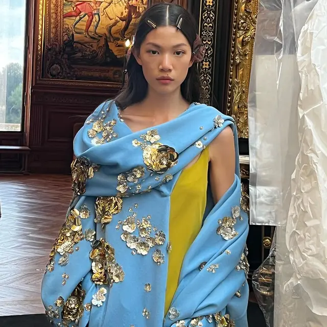 Di Balik Layar Debut Model Indonesia Jacey Philana di Paris Couture ...