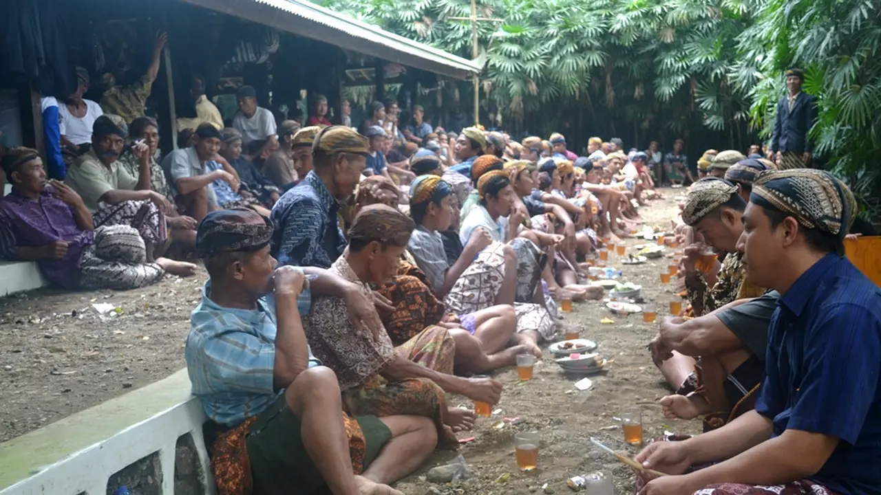 Mengintip Ritual Punggahan Kejawen di Panembahan Banokeling Banyumas ...