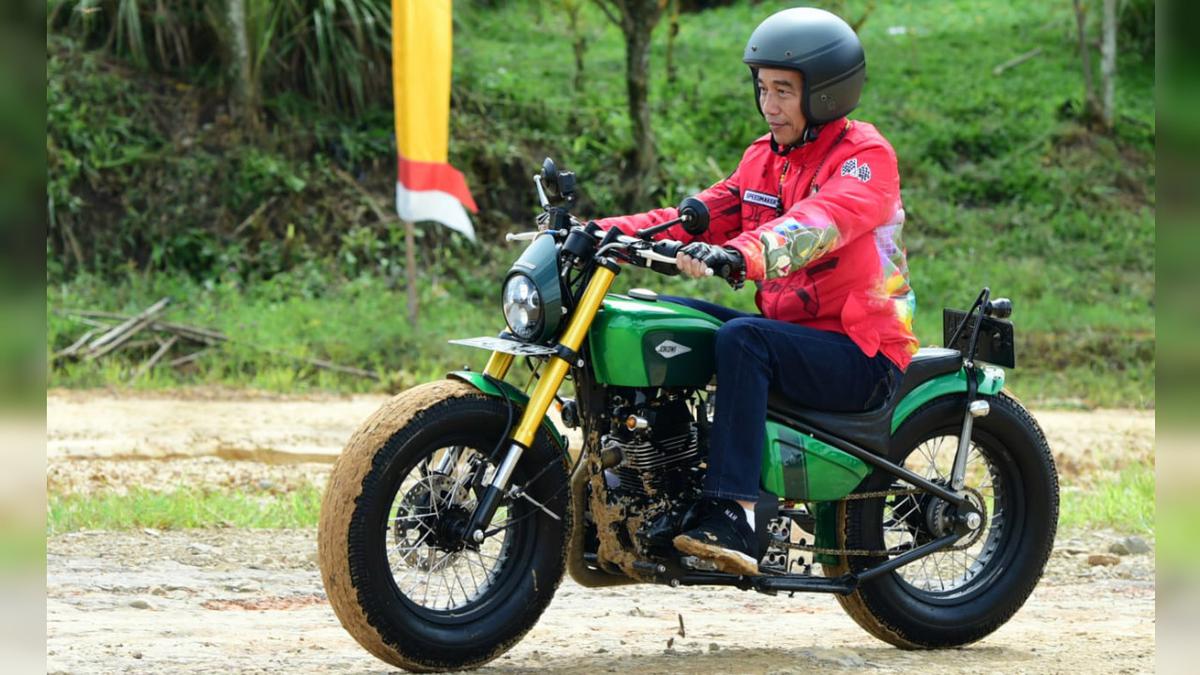 Ini Harga Helm Presiden Jokowi Saat Riding di Kalimantan - Otomotif ...