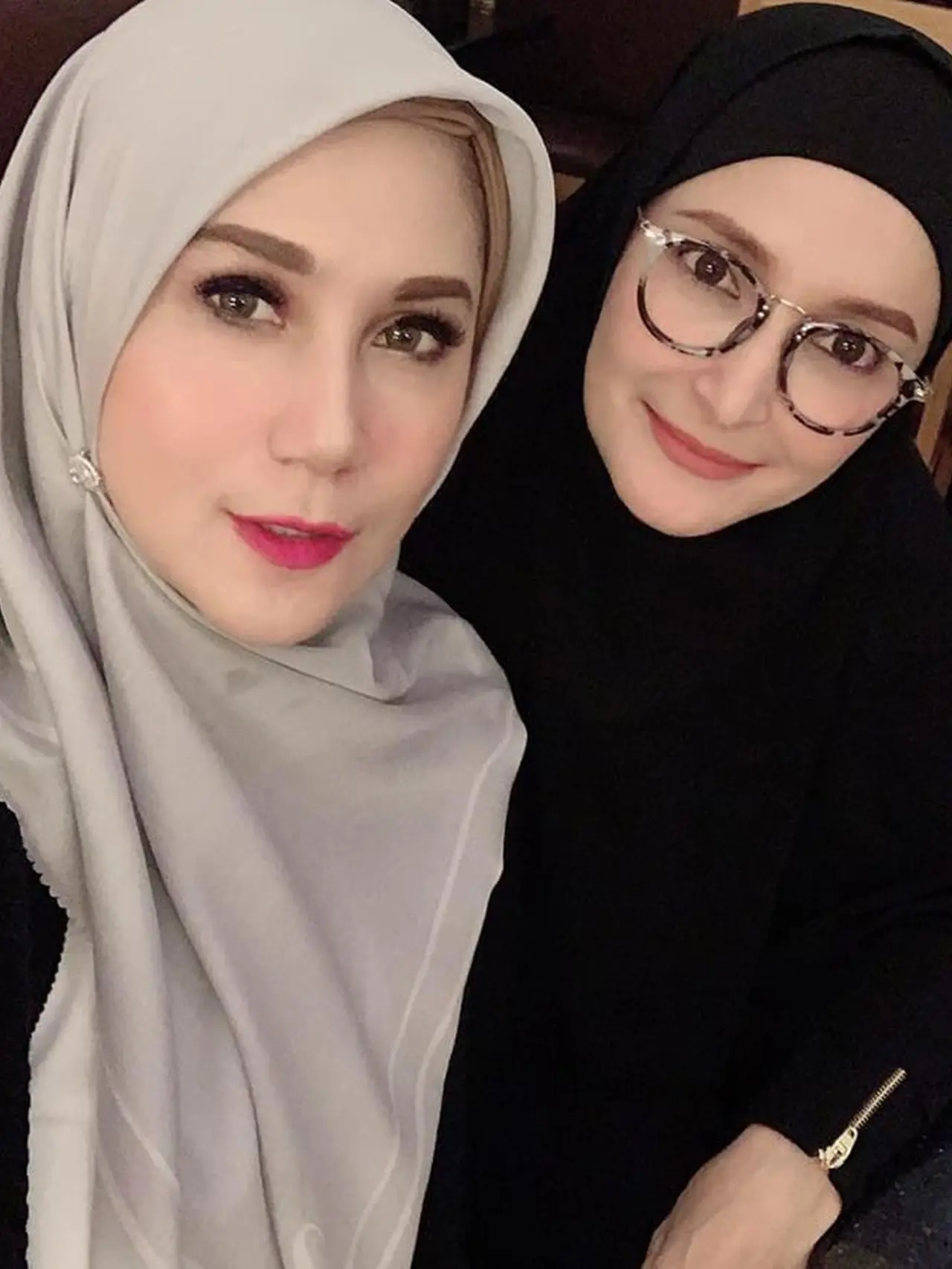 6 Momen Persahabatan Marini Zumarnis dan Inneke Koesherawati yang Kompak Banget - Hot Liputan6.com