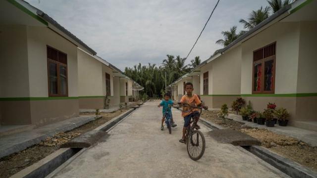 Kementerian PUPR Tambah Rumah Khusus Nelayan di Pangandaran - Bisnis ...