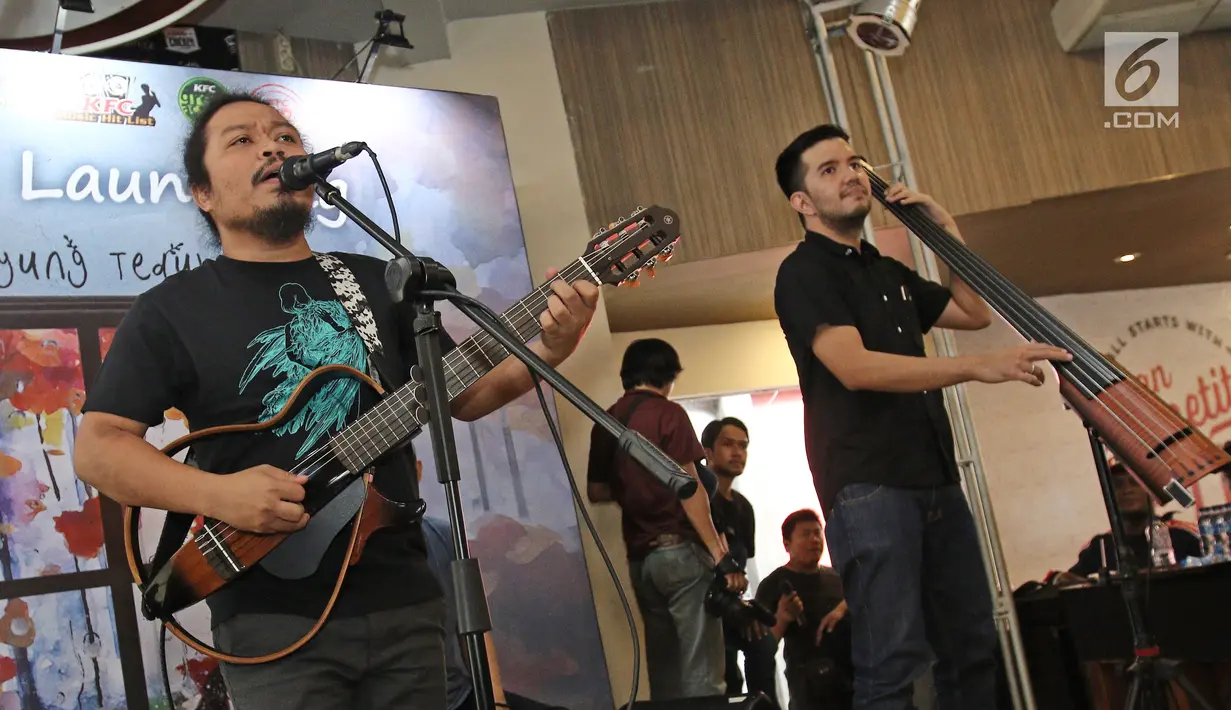 PHOTO: Bertajuk Ruang Tunggu, Payung Teduh Rilis Album Terakhir Bersama ...