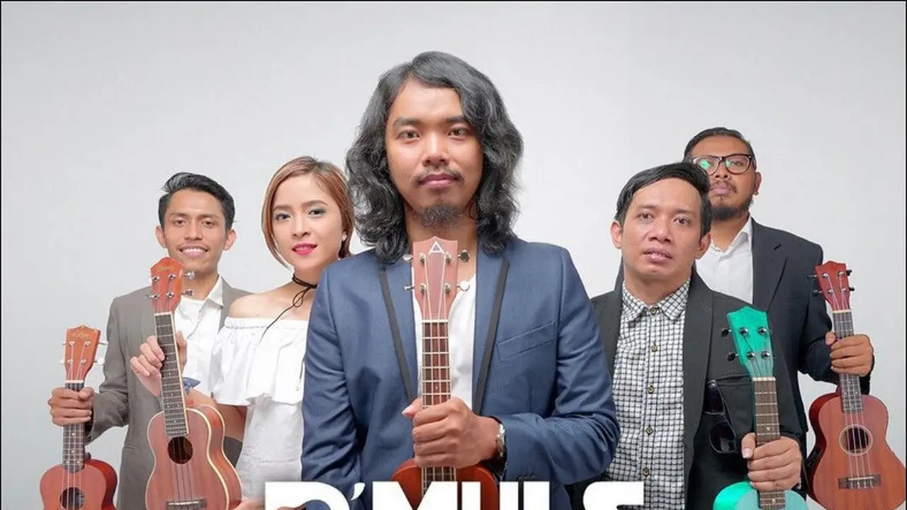 7 Potret Lawas Angelina Ci Kekasih Dodit Mulyanto, Pacaran 9 Tahun - Hot Liputan6.com