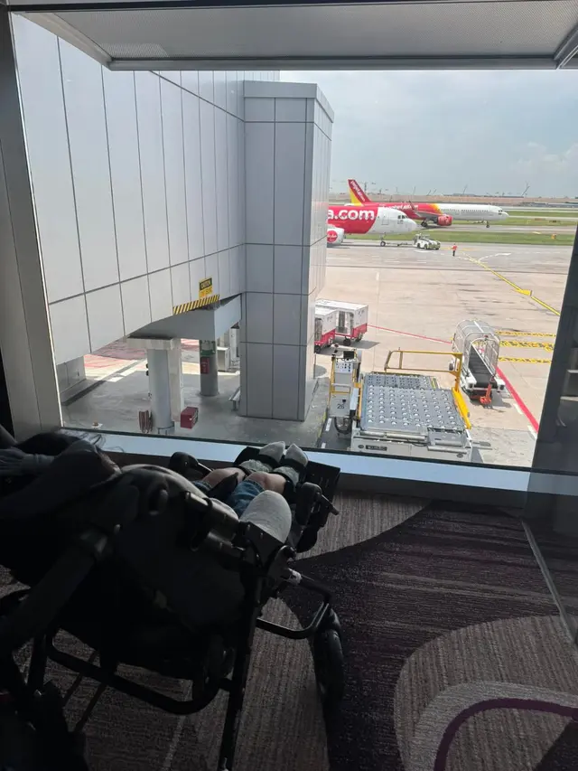 AirAsia Disorot Tajam Usai Penumpang Anak Cerebral Palsy Diturunkan ...