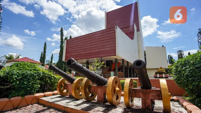 Menjelajahi Geopark Meratus: Dari Hutan Hujan, Tambang Intan, hingga ...