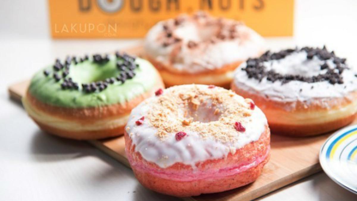 Donat Kekinian Berukuran Setelapak Tangan Super Lezat - Lifestyle ...