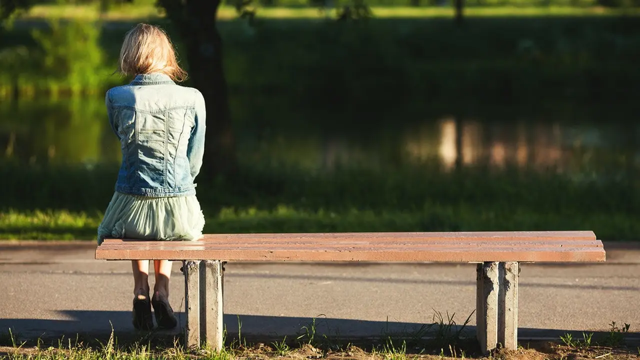 45 Kata-kata Bijak tentang Introvert, Hapus Stigma Negatif - Ragam Bola.com