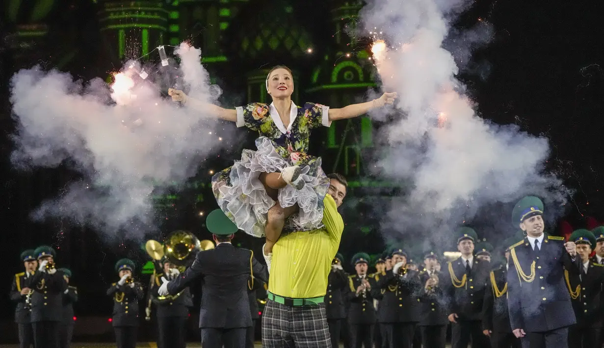 FOTO: Semarak Festival Musik Militer Internasional di Rusia - Foto ...