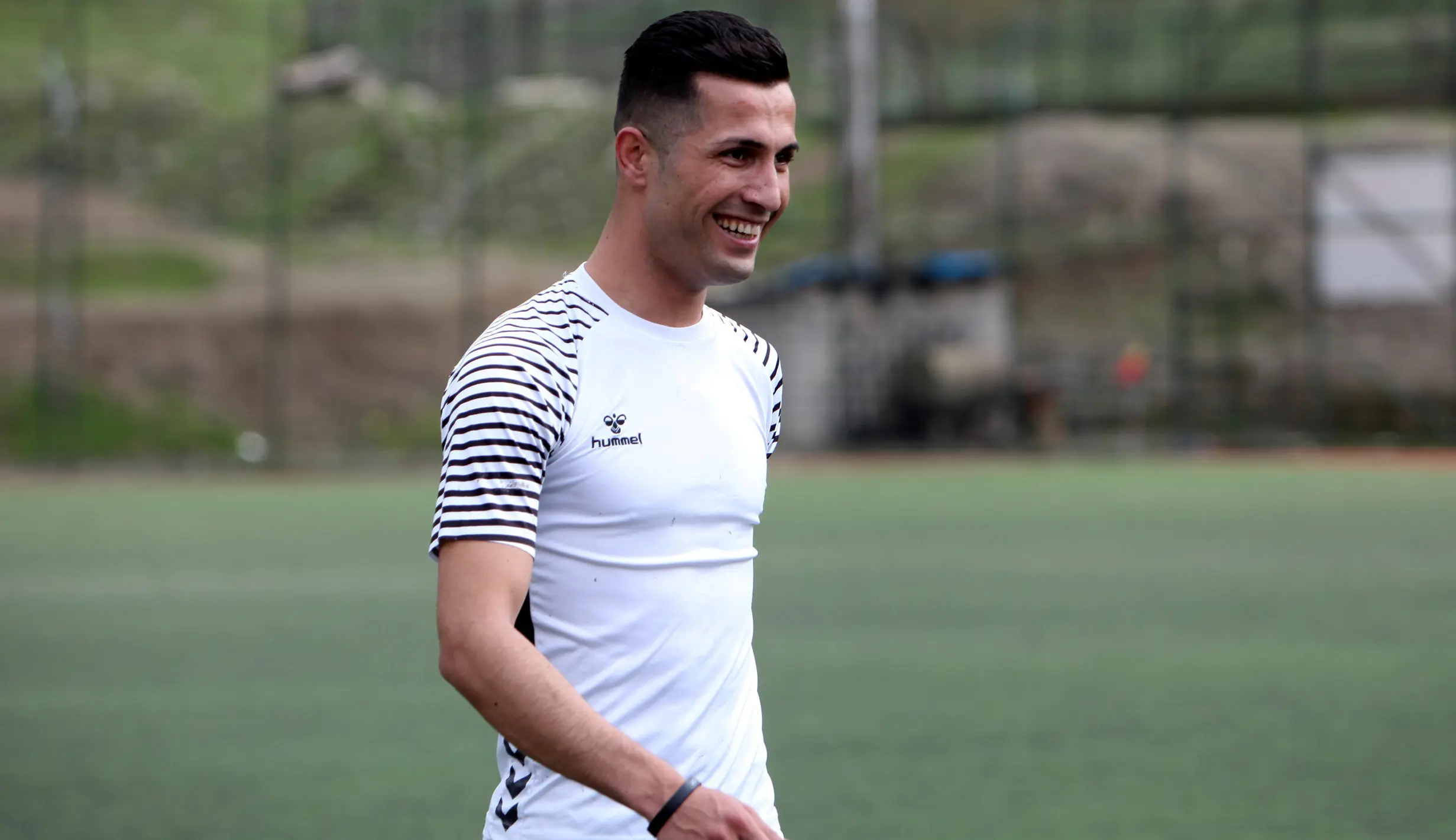 FOTO: Biwar Abdullah, Kembaran Cristiano Ronaldo Asal Irak - Foto ...