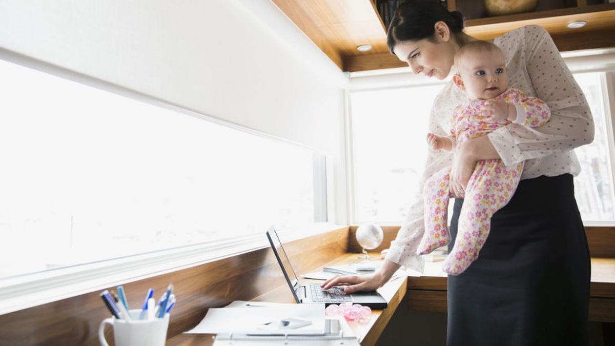 12 Hal yang Akan Anda Alami Saat Menjadi Seorang Ibu - Lifestyle ...