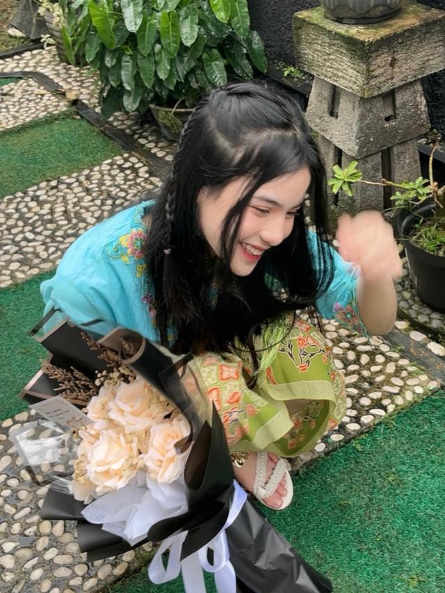 7 Potret Jazzlyn Trisha JKT48, Anggota Termuda yang Baru Lulus SD