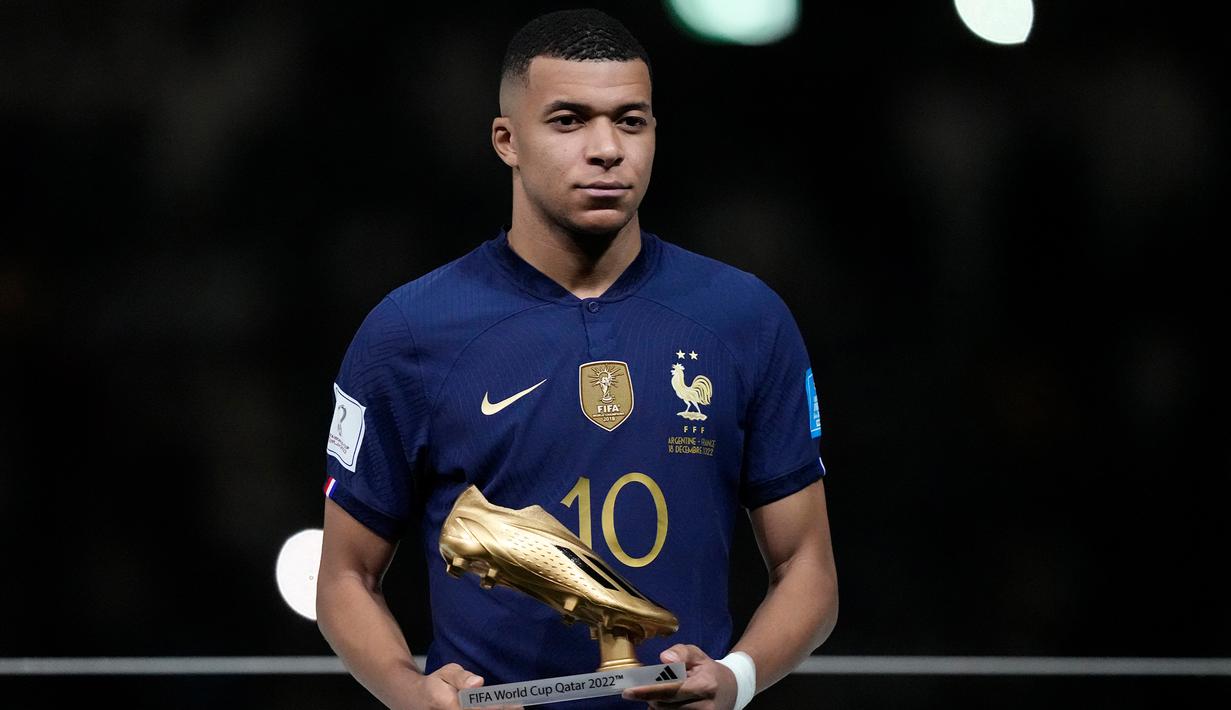 Top Skor Piala Dunia 2022, Kylian Mbappe Bawa Pulang Sepatu Emas - Foto ...