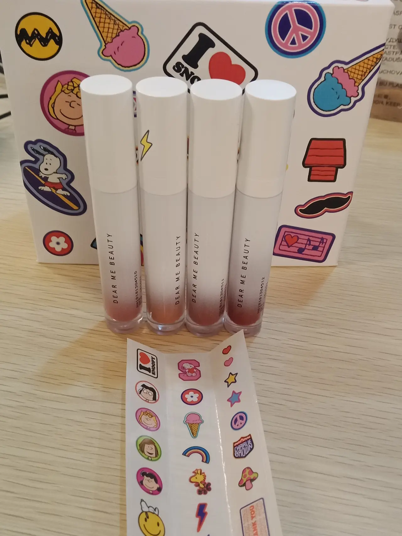 Menggemaskan, Makin Cantik dengan Lipstik Matte Kemasan Snoopy