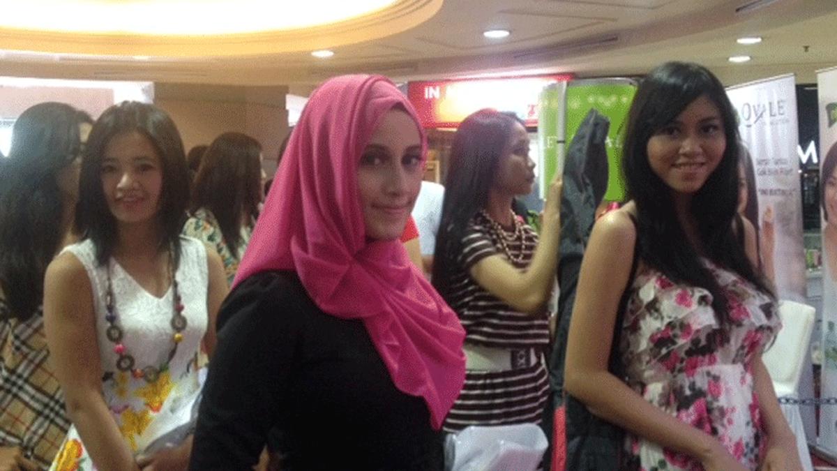 Cewek-cewek Yogyakarta Antusias Ikuti Miss Celebrity 2014 - ShowBiz ...