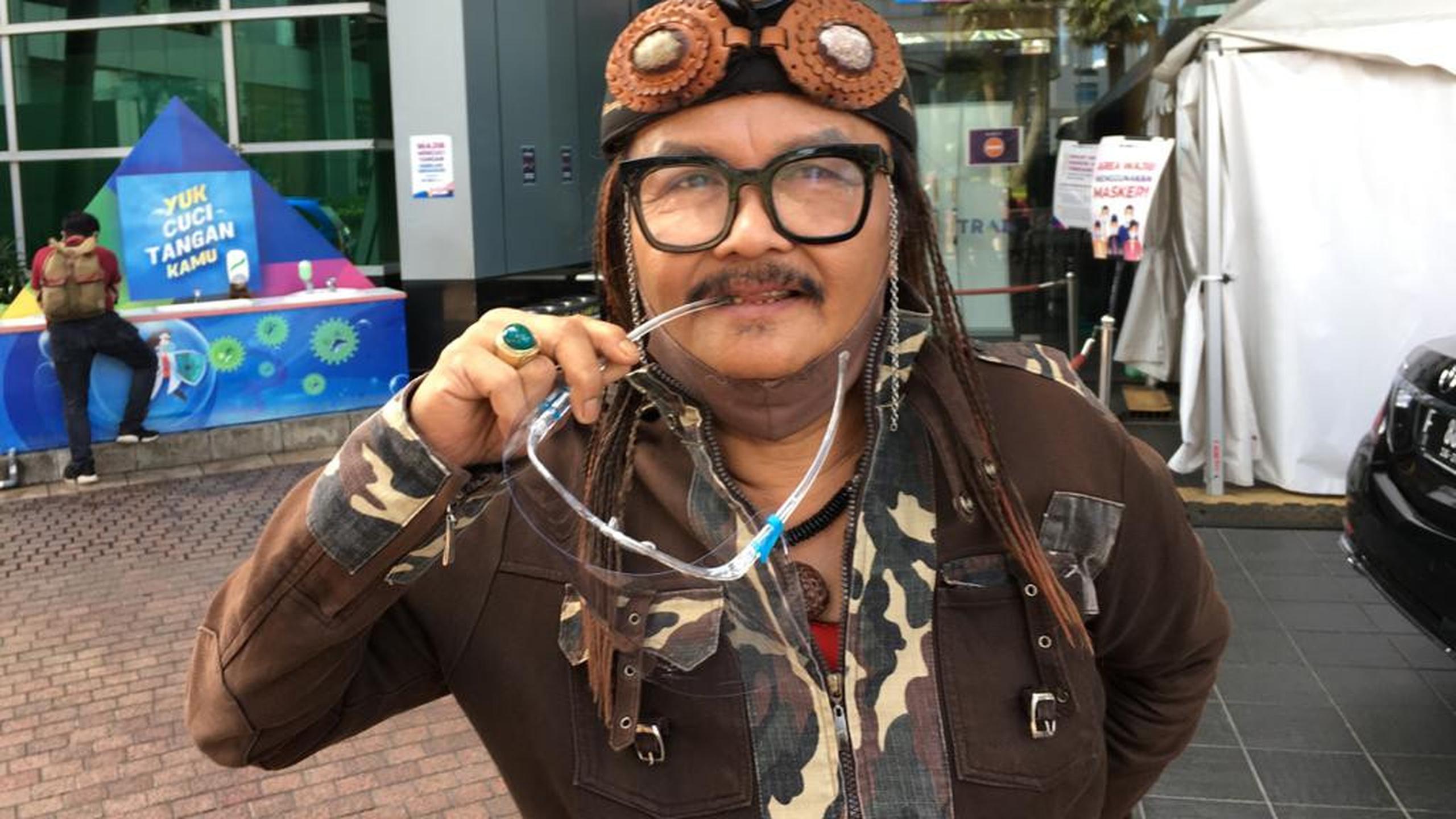 Pedangdut Senior Jhonny Iskandar Meninggal Dunia