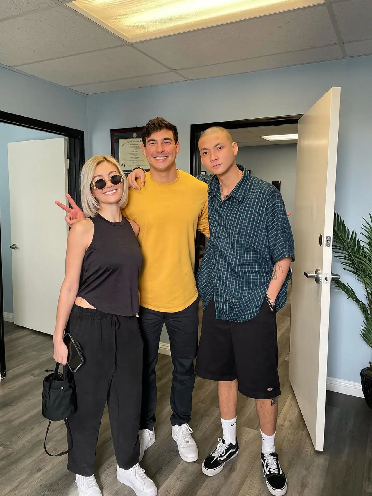 Mengenal Tyler Bigenho, Chiropractic Ganteng Keturunan Indonesia yang ...