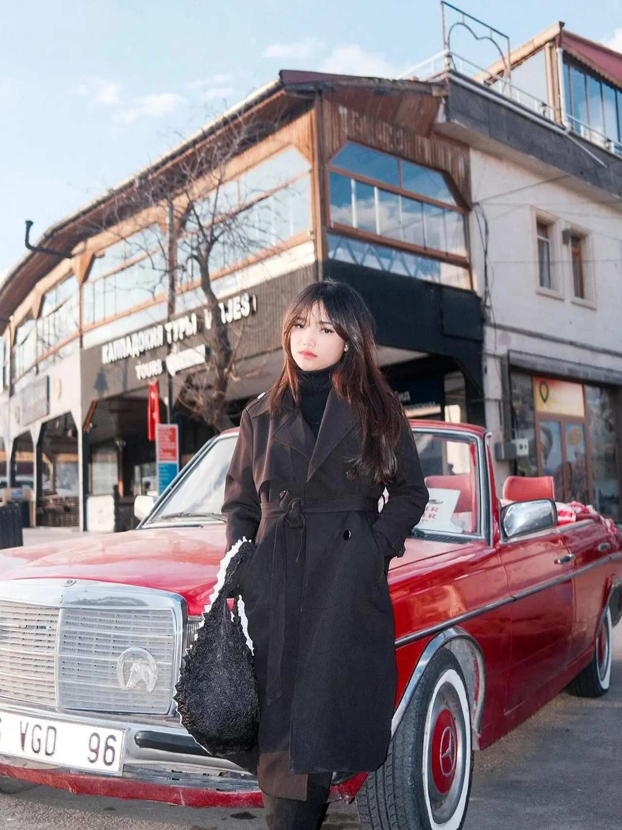 Fakta Menarik Fuji, Selebgram Cantik nan Mungil yang Doyan Makan Banyak ...