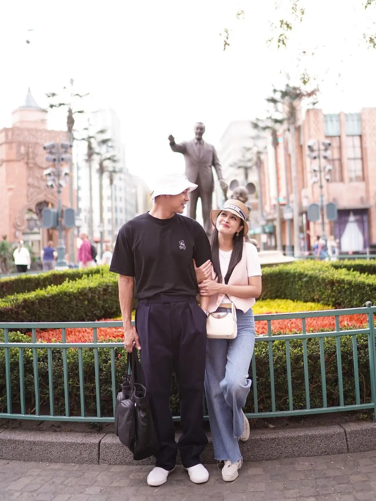 Bikin Baper, Ini 6 Potret Sandra Dewi dan Harvey Moeis Liburan Berdua ...