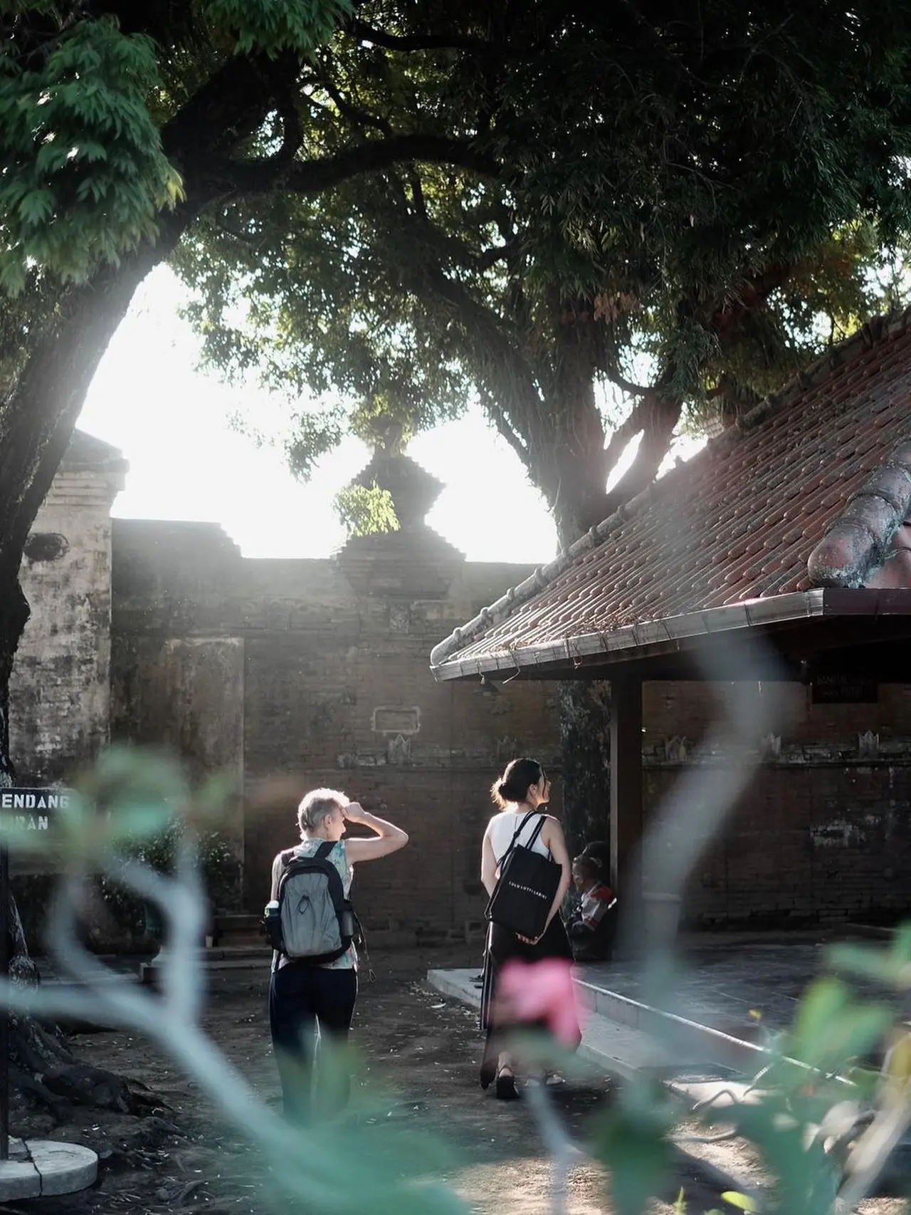 6 Potret Sarah Istri Eross Candra SO7 Bareng Ibu Berdarah Prancis ...