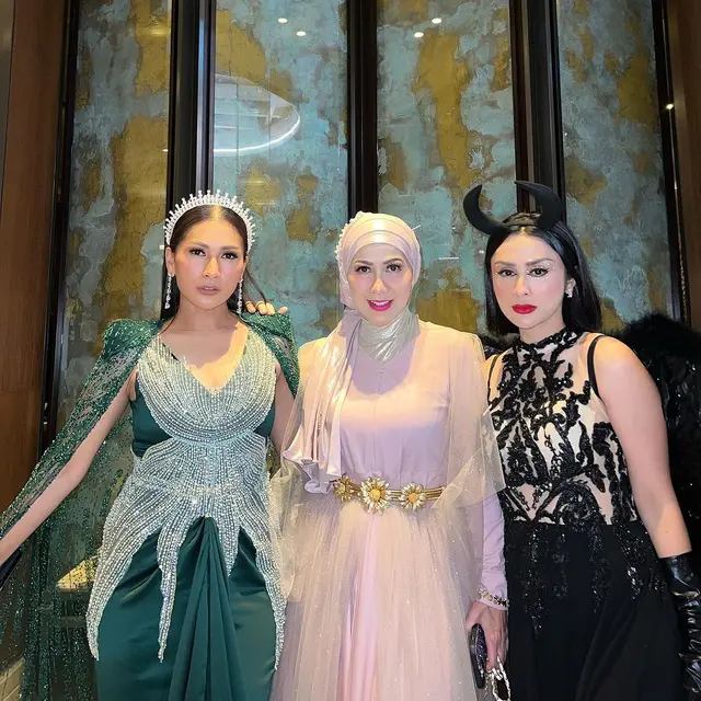 Potret 14 Seleb di Acara Ulang Tahun Ashanty, Tampil All Out dengan ...