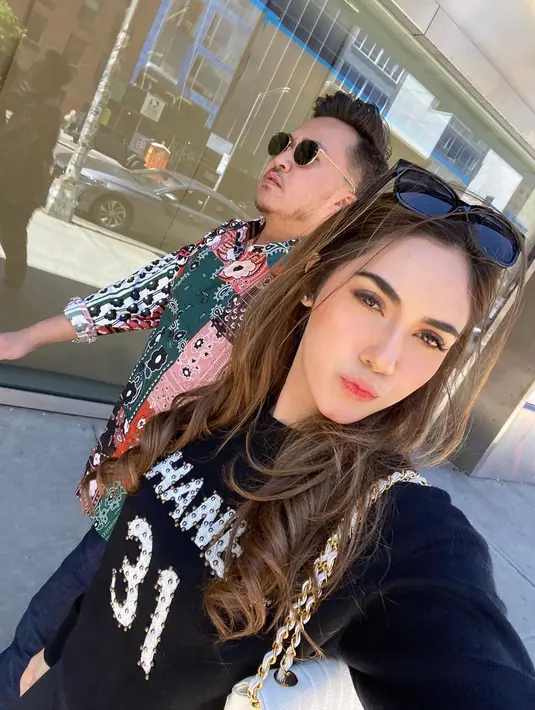 Pesona Syahra Larez dalam Deretan Potret Close Up, Kini Makin Cantik ...