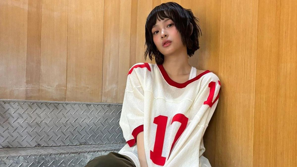 6 Potret Imut Hanni NewJeans dengan Gaya Rambut Bob Pendek di Comeback ...