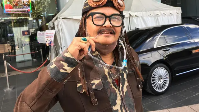 Penyanyi Dangdut Jhony Iskandar Meninggal Dunia, Sempat Keluhkan Sesak ...