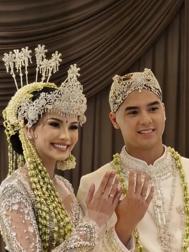 Model Cincin Nikah Alyssa Daguise dan Al Ghazali, Simpel Namun Elegan