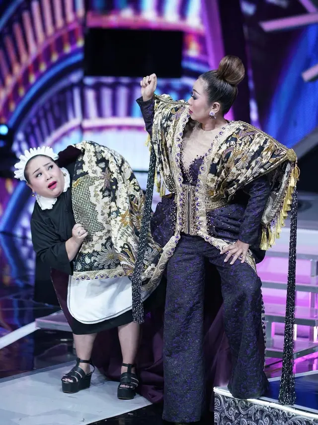 6 Potret Keakraban Soimah dan Nunung di Balik Panggung, Main TikTok ...