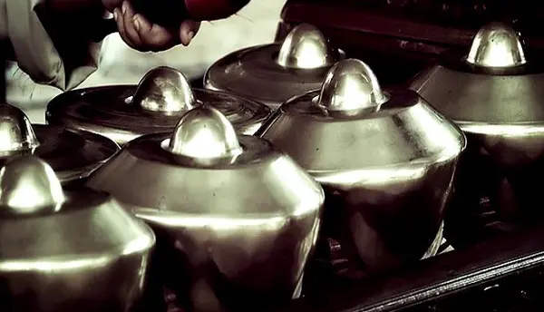 Ambigu adalah: Pengertian, Jenis, dan Contoh Lengkap - Feeds Liputan6.com