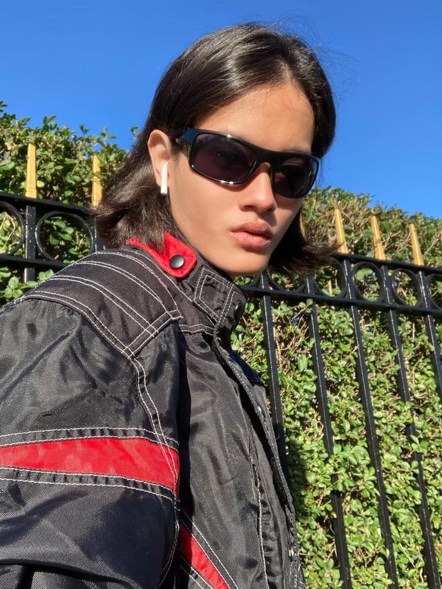 6 Potret Rizal Rama, Model Indonesia yang Tampil di Paris Fashion Week ...