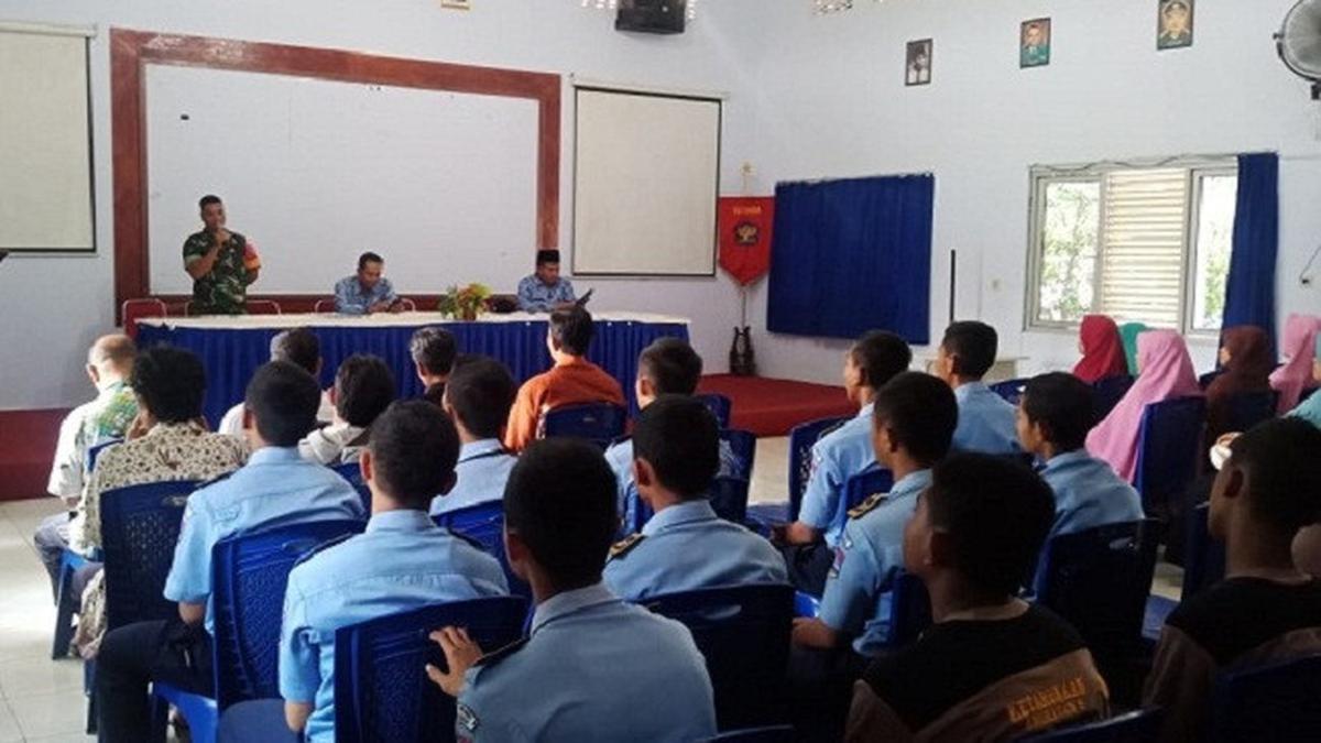 Bentangkan Bendera HTI, Orangtua dan Siswa SMKN 2 Sragen Dapat ...