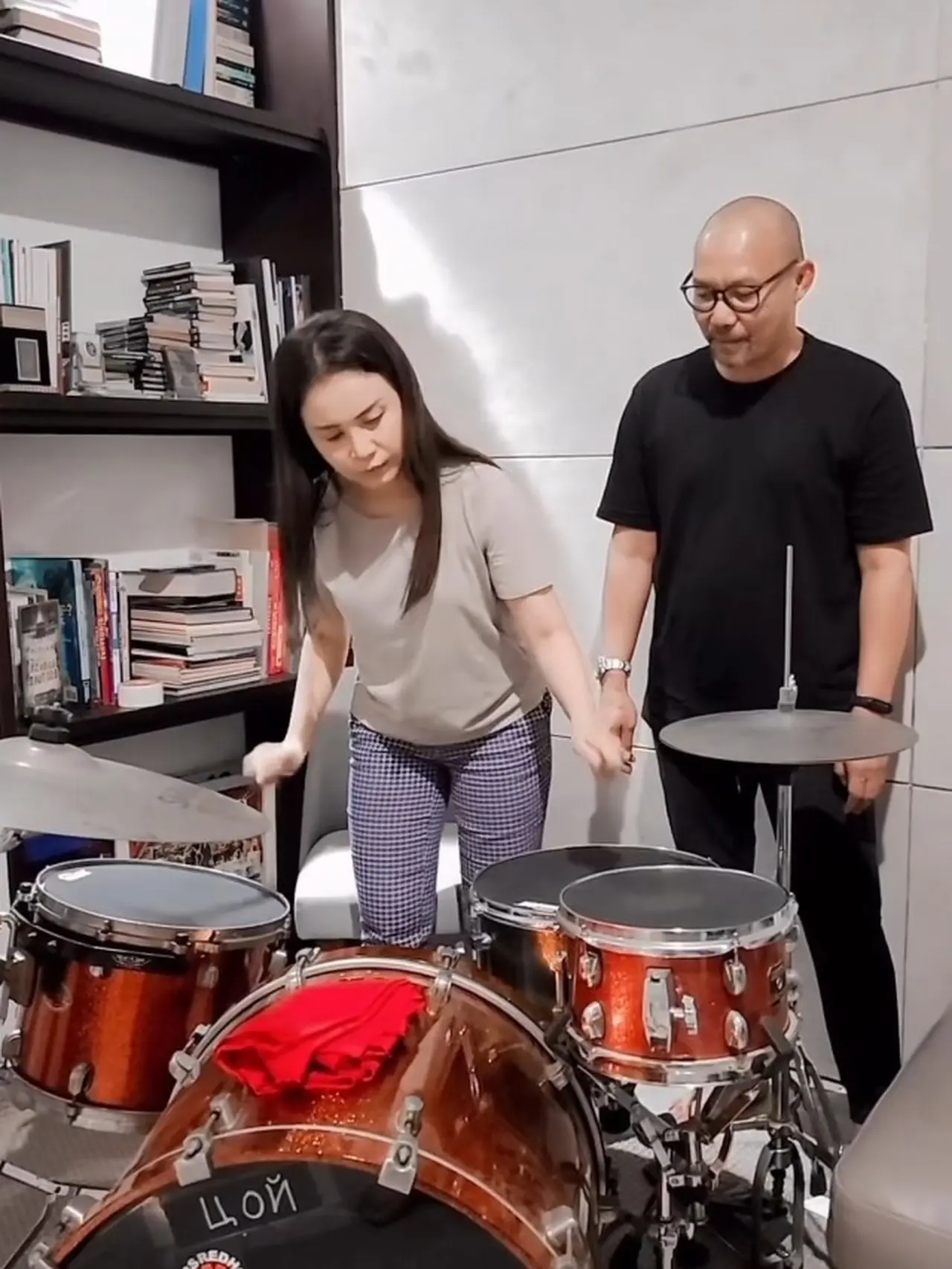 Rossa Diam-Diam Minta Yoyo Padi Mantan Suaminya Mengajari Main Drum ...