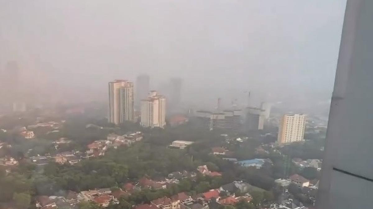Viral Penampakan Polusi Udara di Jakarta, Bak Dikepung Kabut - Hot ...