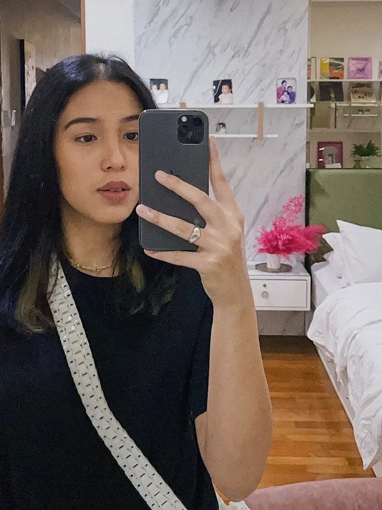Kuliah di Inggris, Ini 6 Potret Alifia Arkana Putri Sulung Dede Yusuf ...
