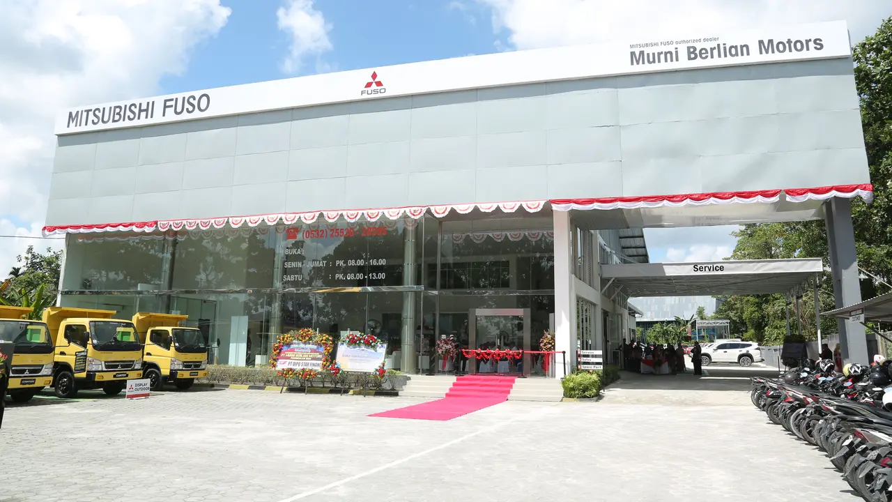 Perkuat Wilayah Kalimantan Timur, Dealer Terbaru Mitsubishi Fuso ...