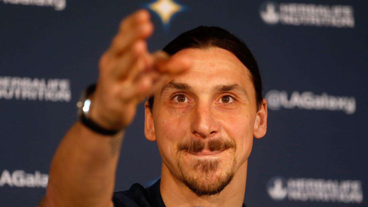 Zlatan Ibrahimovic Pamer Kapal Pesiar