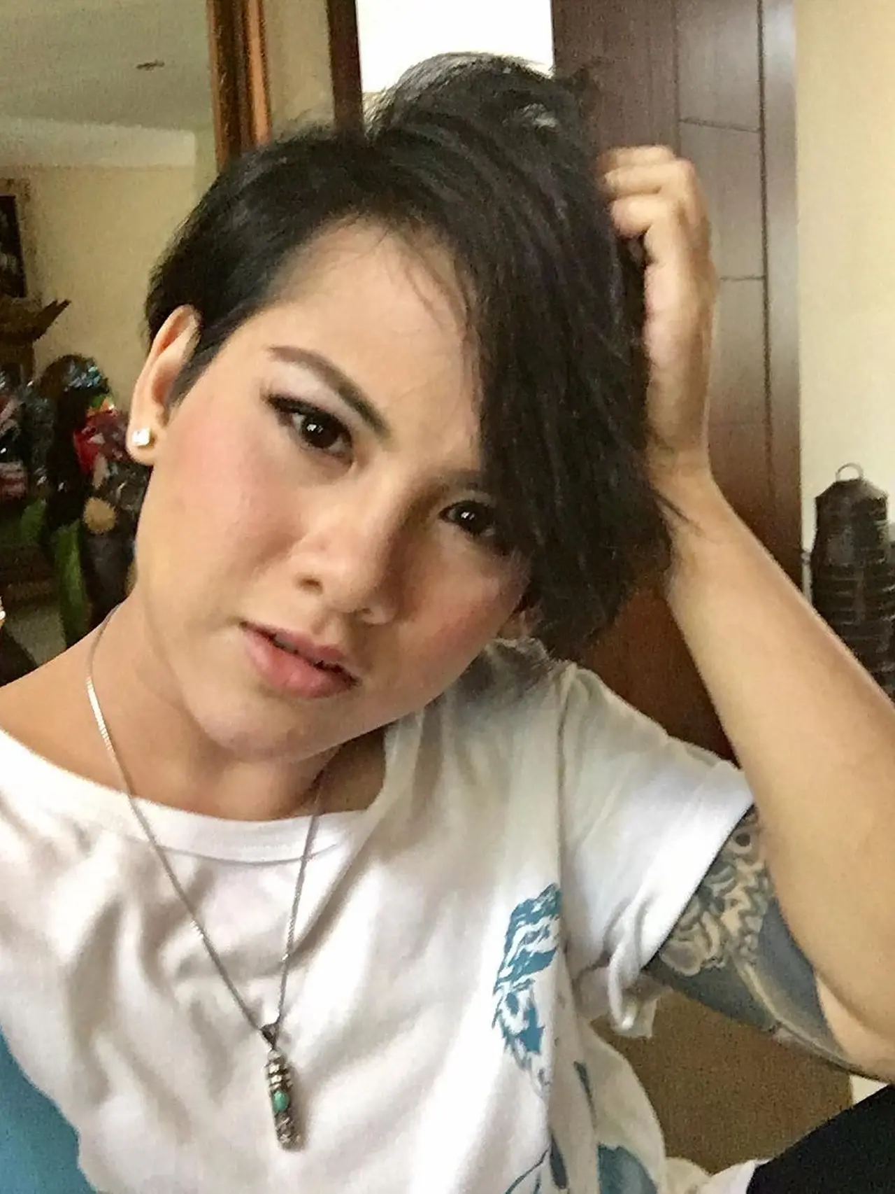 Makin Feminin, Istri Aming Mulai Berani Pamer Dada - ShowBiz Liputan6.com