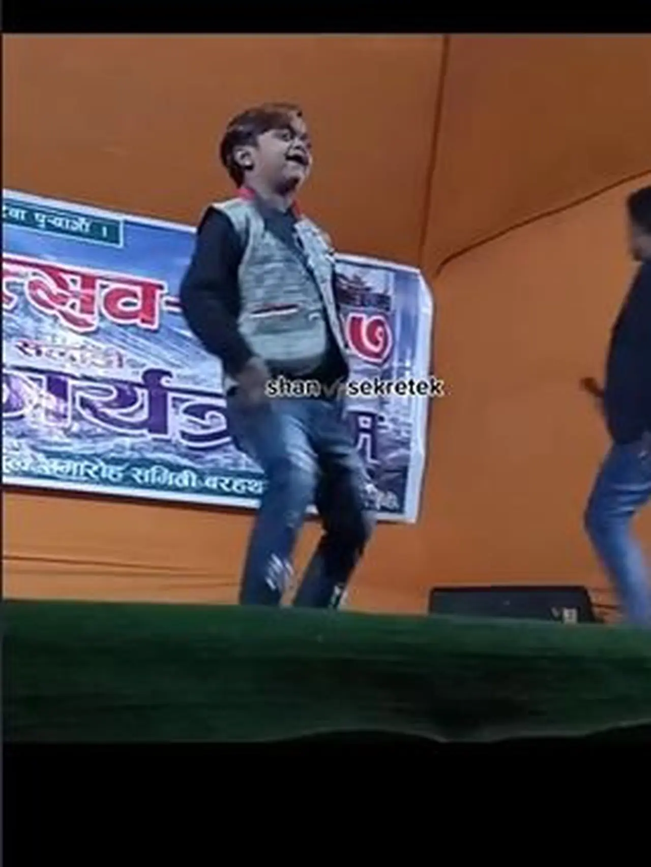 6 Potret Shan Prindavan, Orang India Viral Karena Joget Tarian Penambah ...