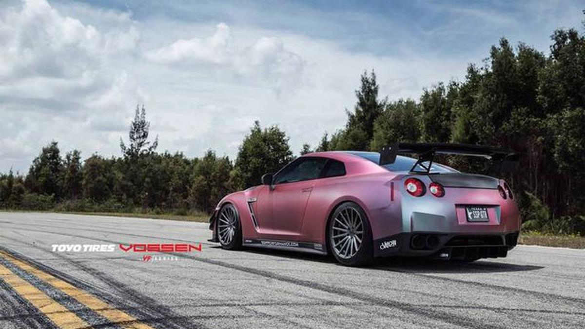 Neo-Chrome Plasti Dip Nissan GT-R - Galeri Otosia.com
