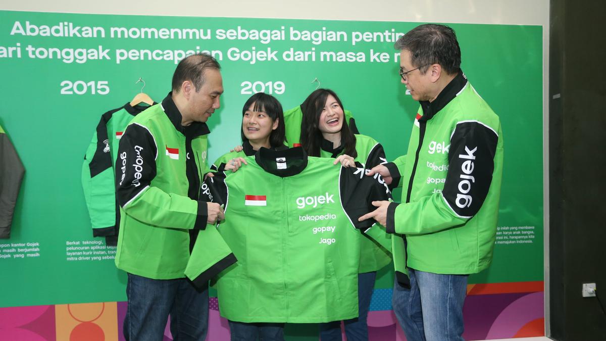 GoJek Luncurkan Jaket Baru Buat Para Driver - Tekno Liputan6.com