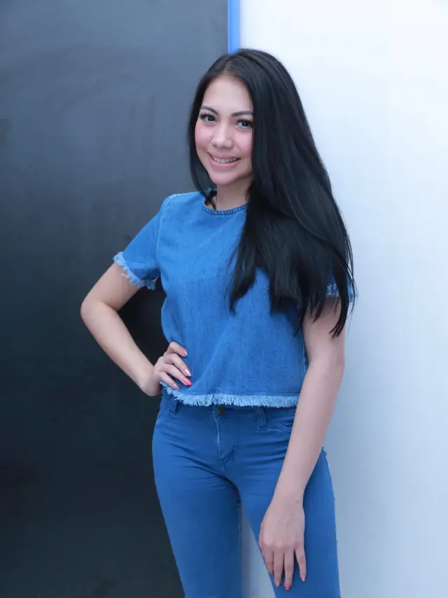 Ayahanda Kezia Karamoy Meninggal Dunia - Entertainment Fimela.com