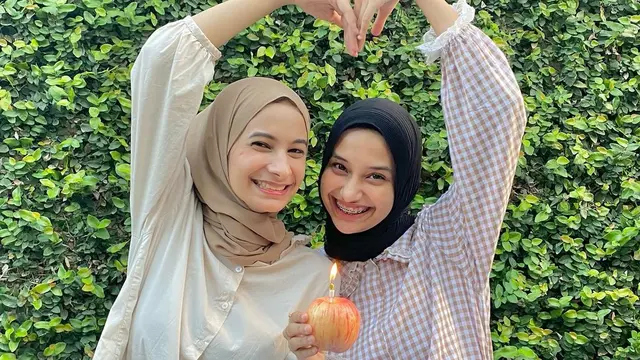 Keturunan Arab, Ini 7 Potret Menawan Muna Mahirah dan Mahda Ray Adik ...