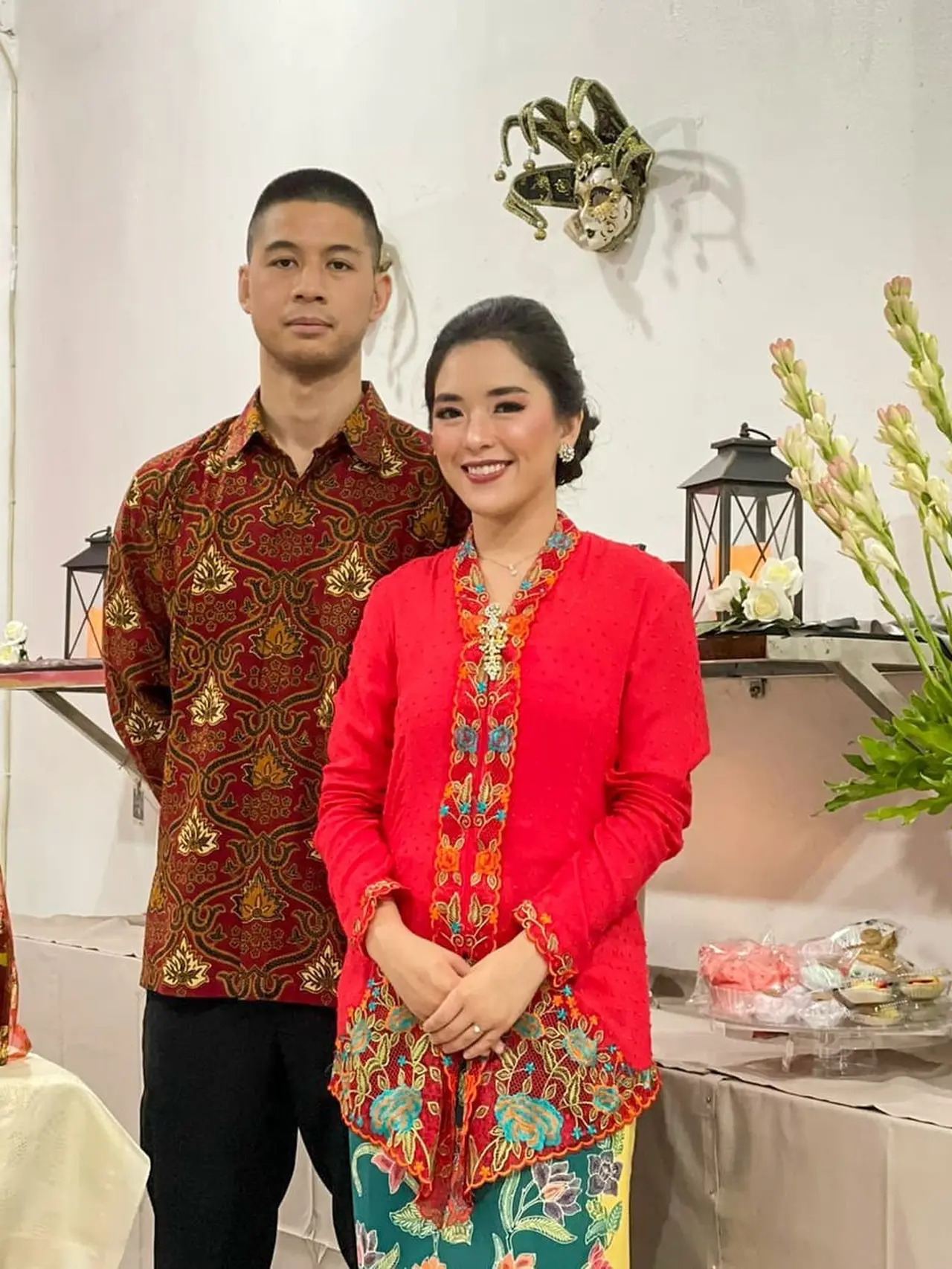 5 Potret Cantik Michelle Wanda Saat Lamaran, Pakai Adat Tionghoa