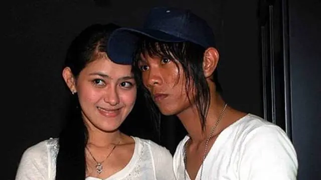 6 Transformasi Ade Bunga Niari, Mantan Istri Pertama Andika Kangen Band - Hot Liputan6.com