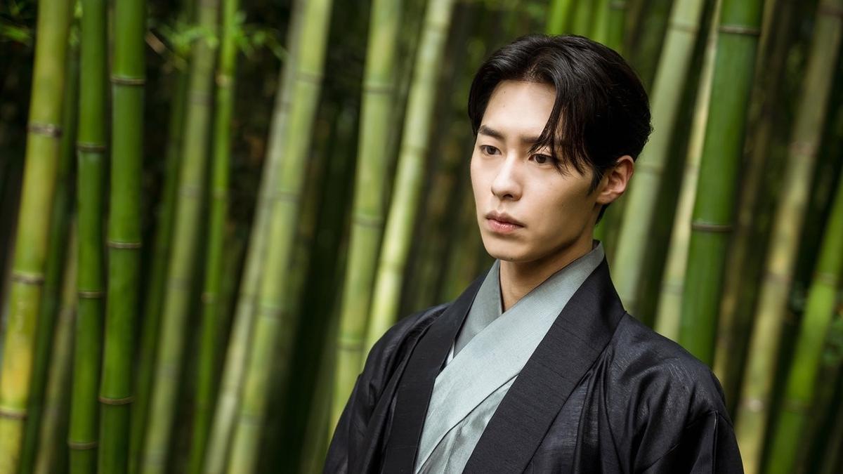 Lee Jae Wook Ungkap Bedanya Main Bareng Jung So Min dan Go Yoon Jung di Drakor Alchemy Of Souls