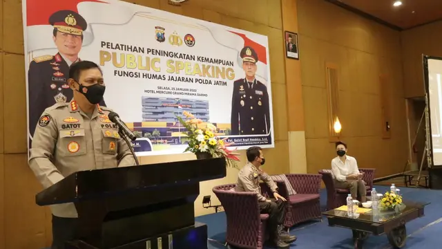 Humas Polisi se-Jatim Asah Kemampuan Public Speaking, Wajib Lancar Saat ...